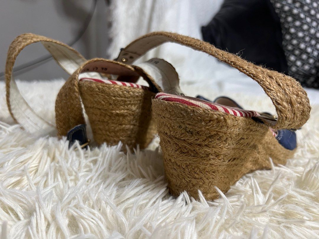 Blude wedge on Carousell