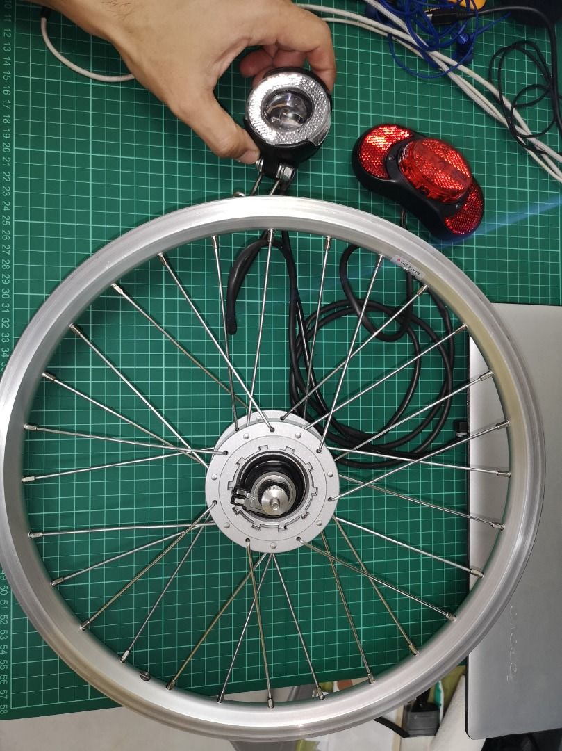 Brompton dynamo powered front wheel with lights and wiring, Sports ...