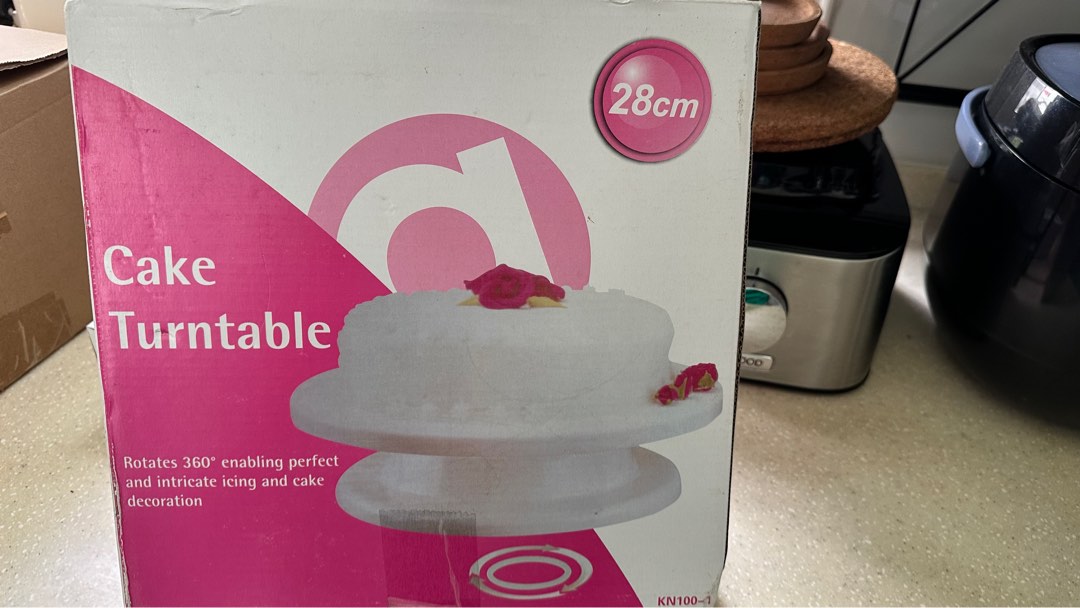 Cake Turntable, Furniture & Home Living, Kitchenware & Tableware ...