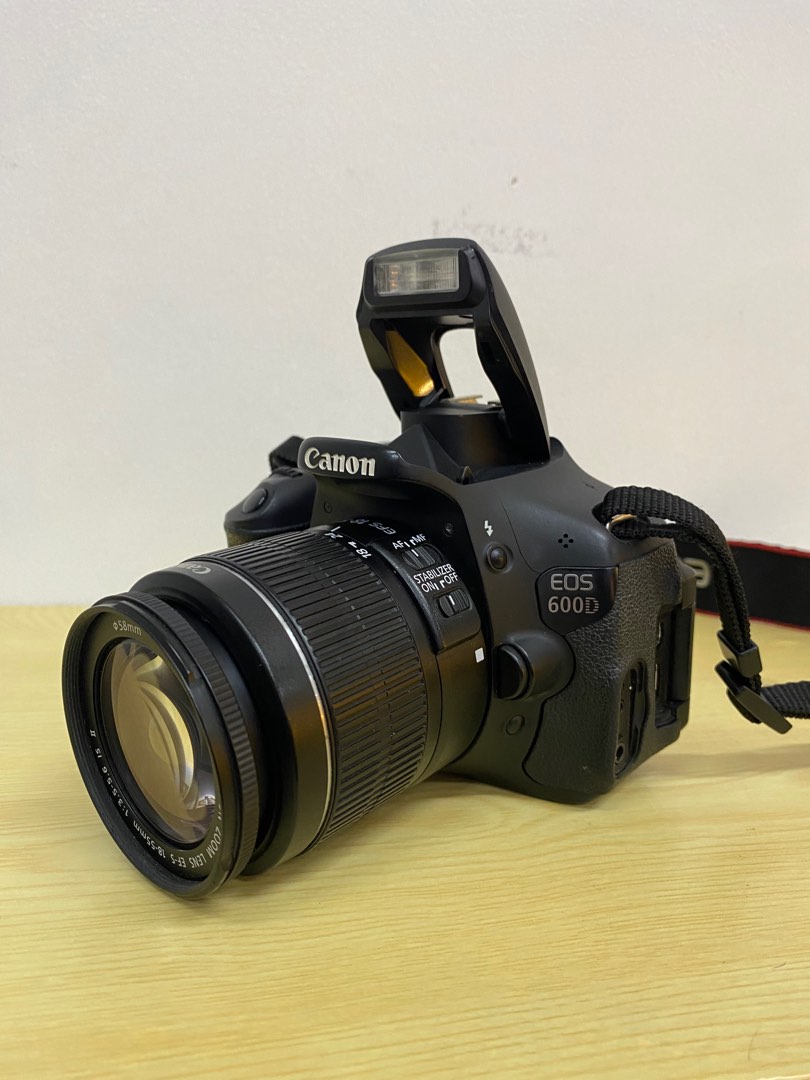 Canon 600D with 18-55mm lens, Photography, Cameras on Carousell