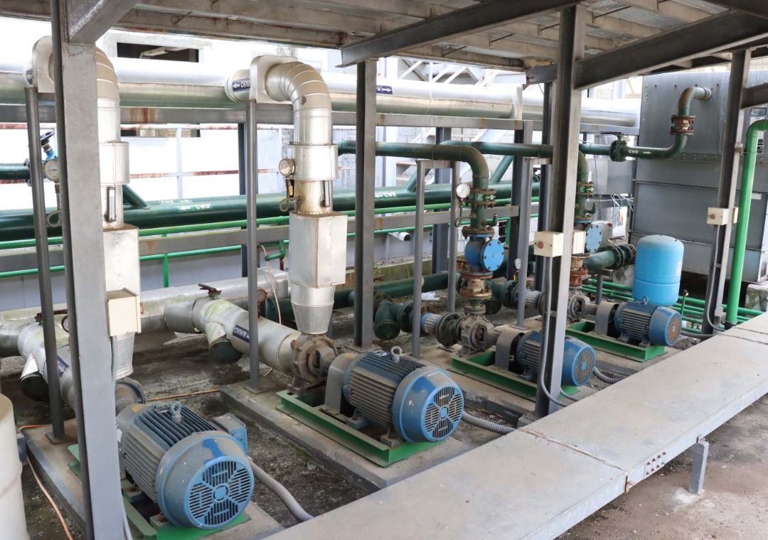 Chillers, Cooling Towers, Air Compressors, Pressure Tank, Air Filter ...