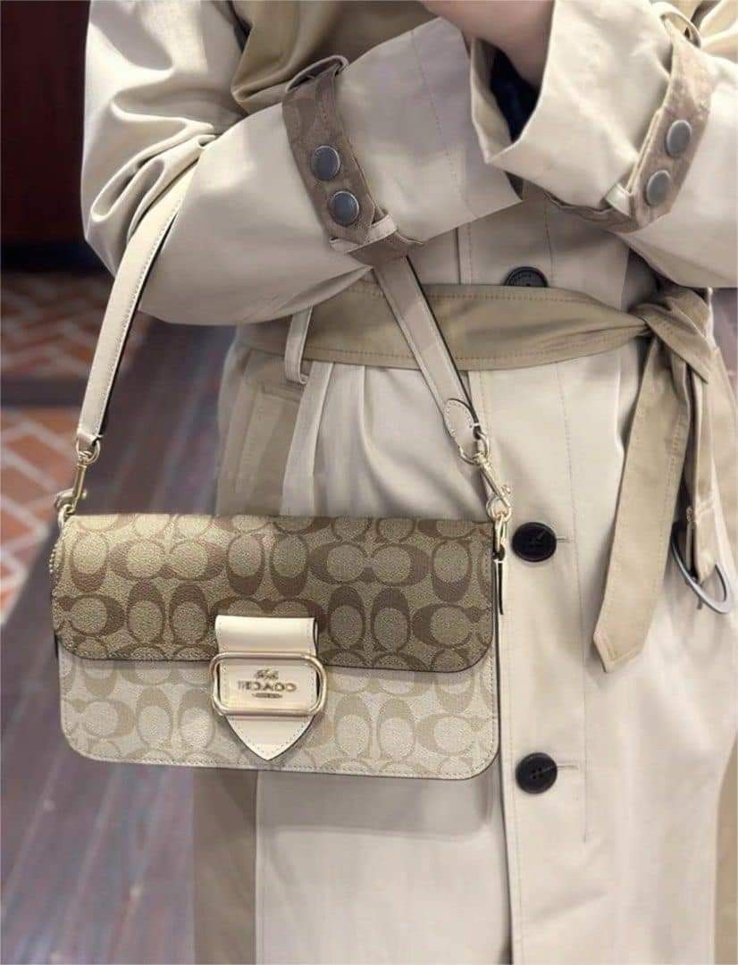 Coach Morgan Shoulder Bag in Signature Canvas, Women's Fashion, Bags ...