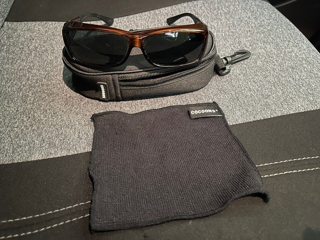 Cocoons Fit Over Specs Sunglasses., Men's Fashion, Watches ...