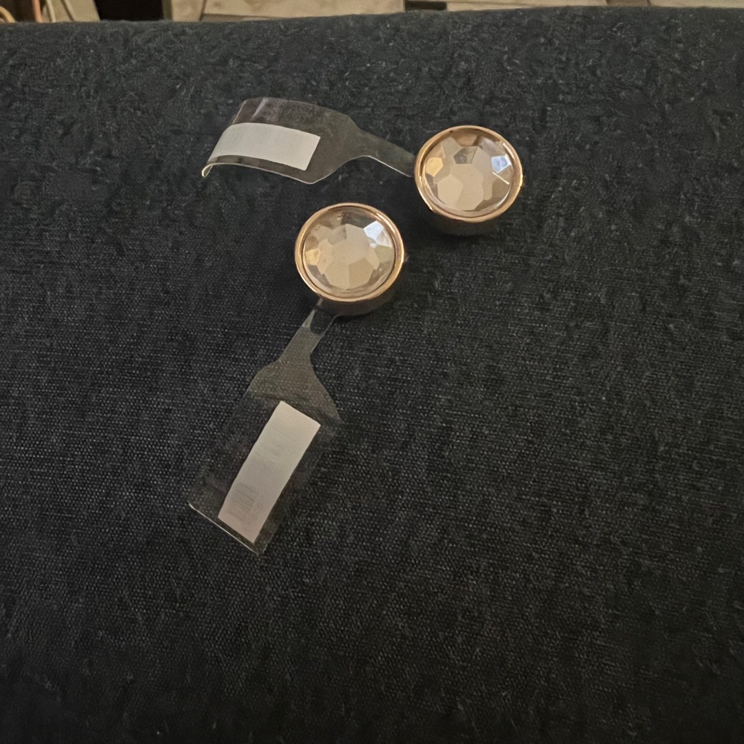 Crocs jibbitz - clear gem BUNDLE on Carousell