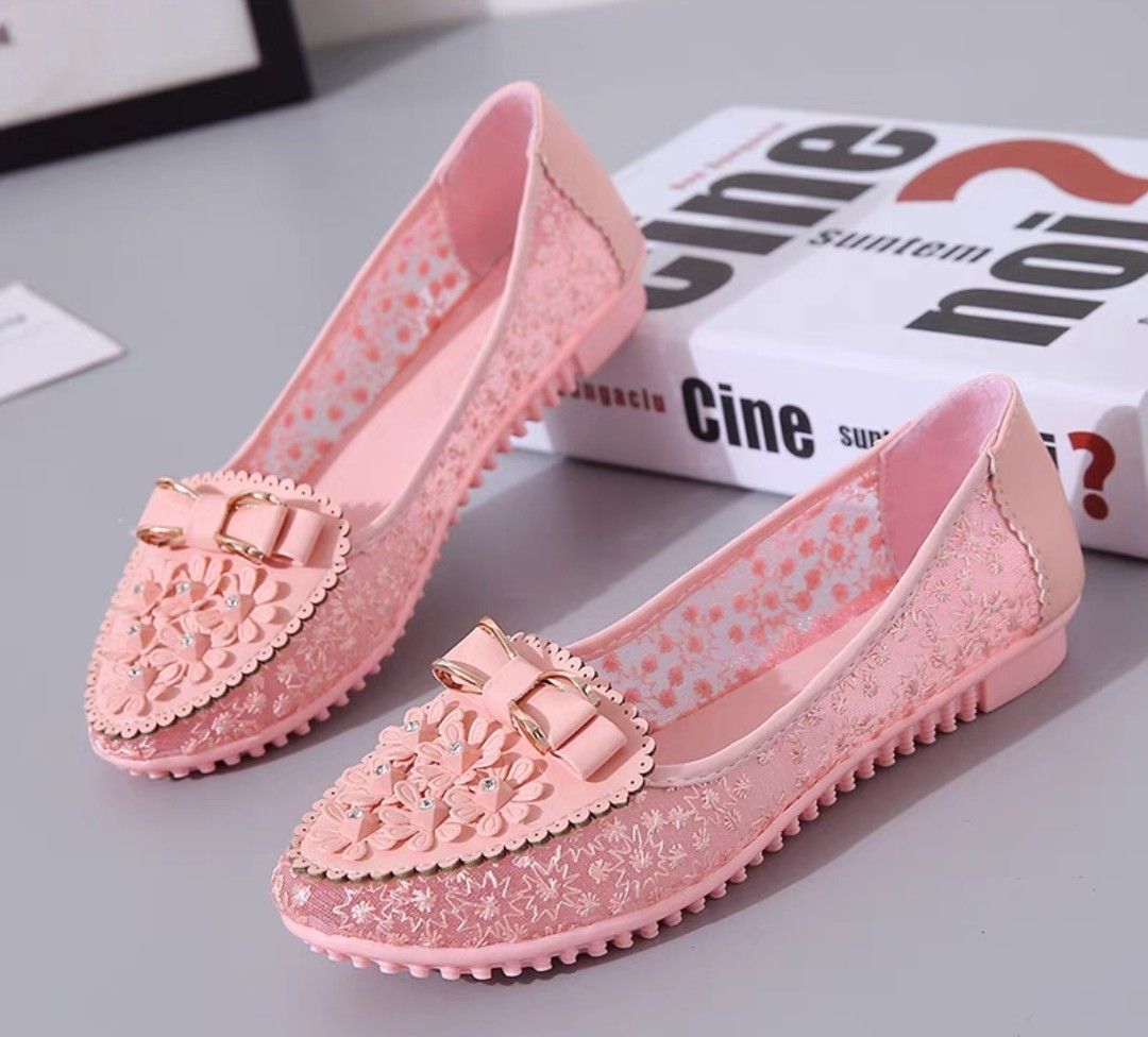 Cute Kawaii pink shoes, Women's Fashion, Footwear, Shoe inserts on ...