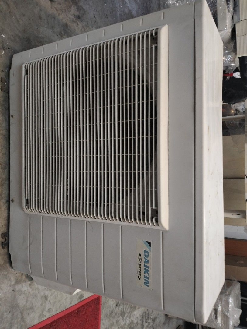 DAIKIN AIRCONDITION SPLIT TYPE, TV & Home Appliances, Air Conditioners ...