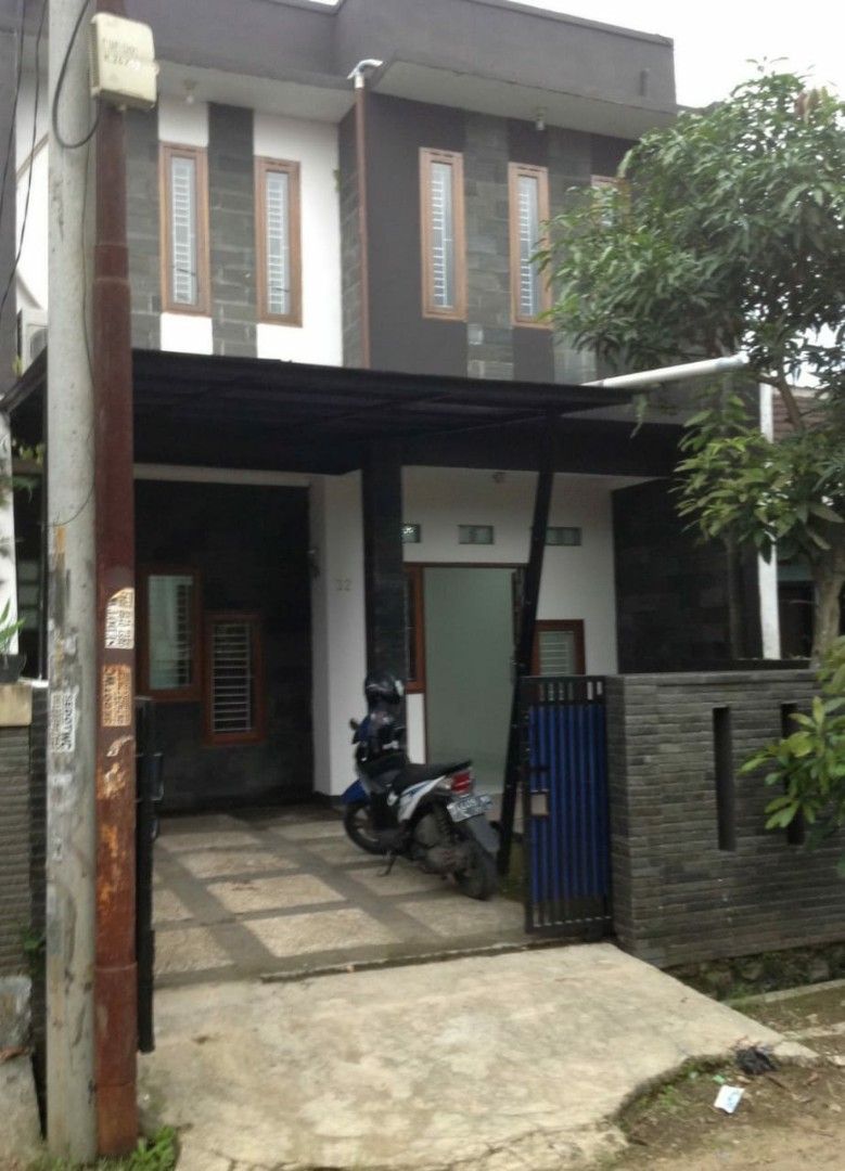 Dijual cepat Rumah 2 lt SHM di komplek Graha Rancamanyar on Carousell