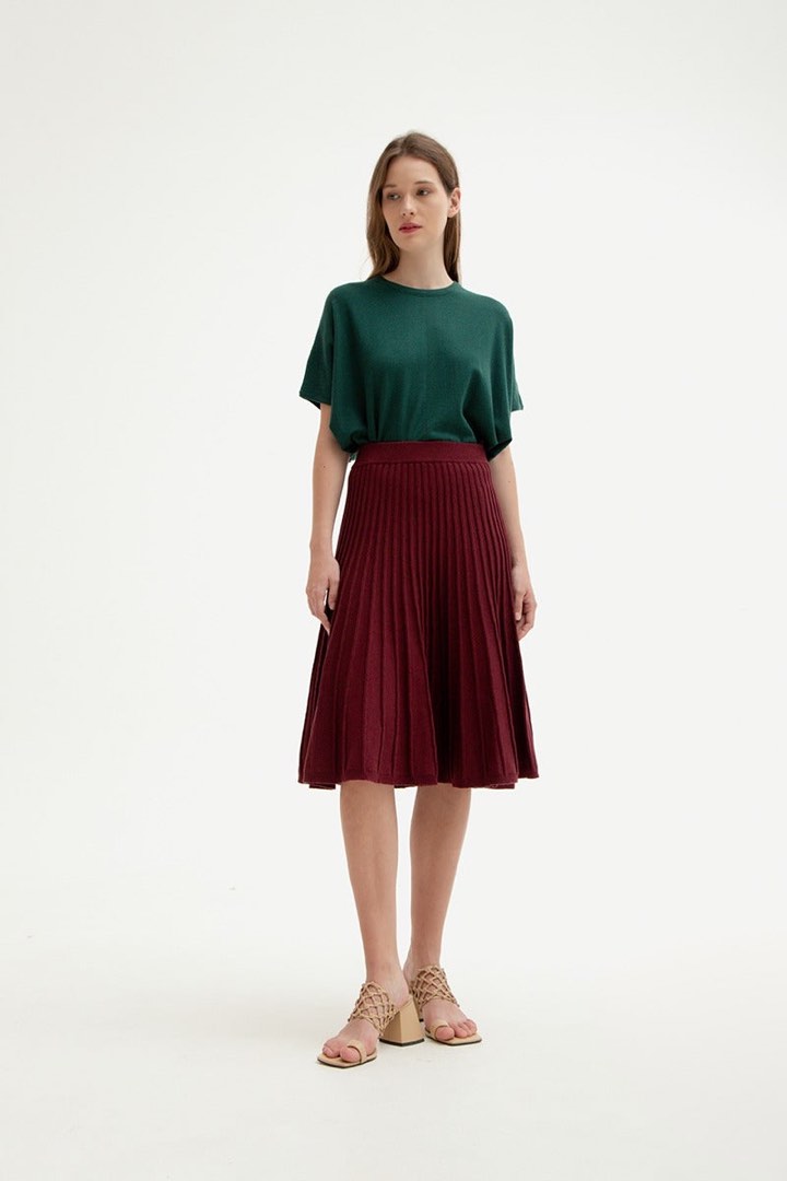 DUMA Gale Skirt Maroon, Fesyen Wanita, Pakaian Wanita, Gaun & Rok di ...