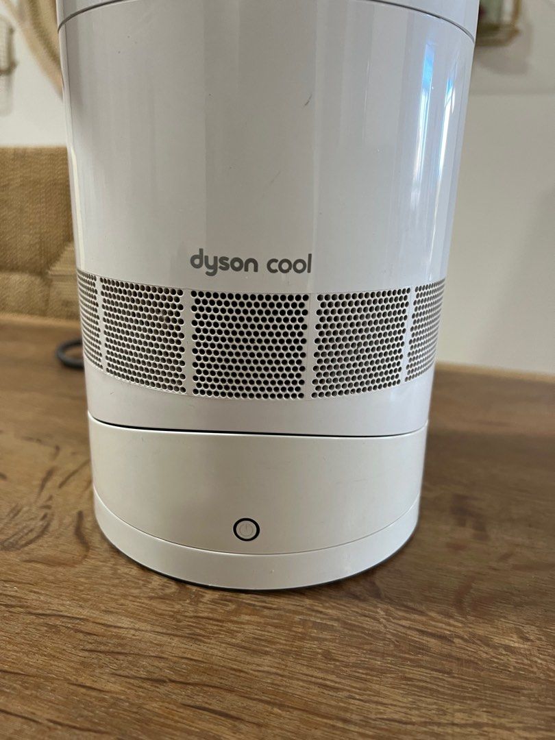 Dyson Am06 Desk Fan Furniture And Home Living Lighting And Fans Fans On Carousell