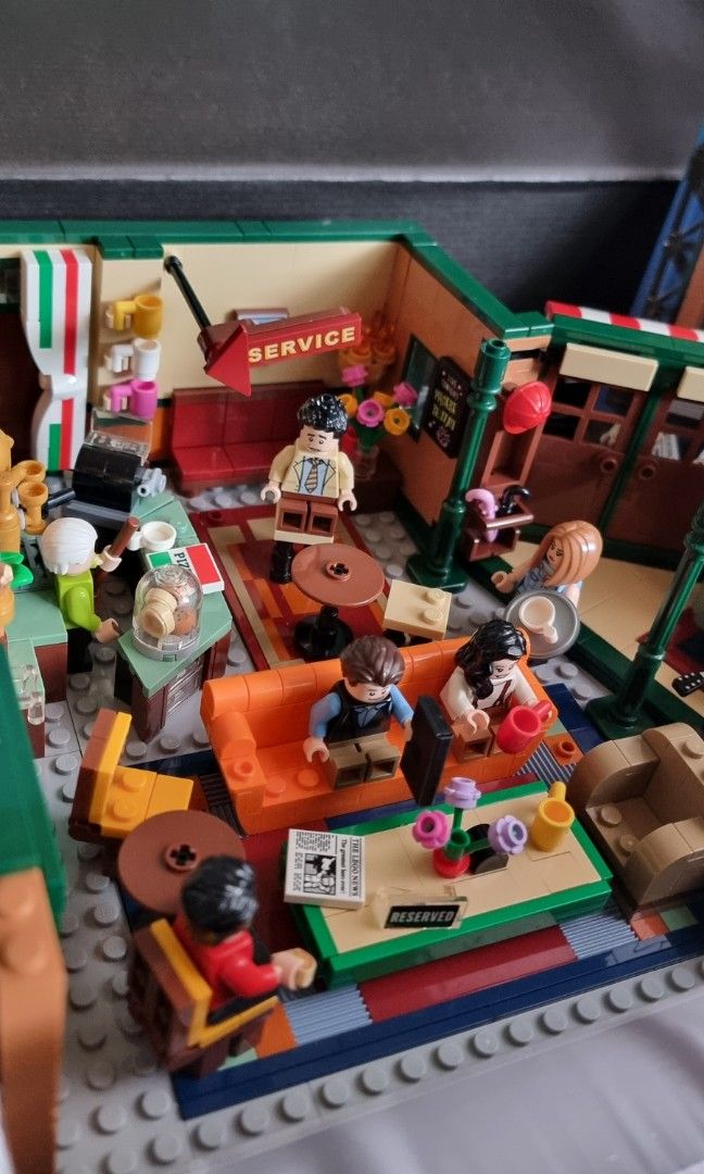 FRIENDS Central Perk Lego Set, Hobbies & Toys, Toys & Games on Carousell