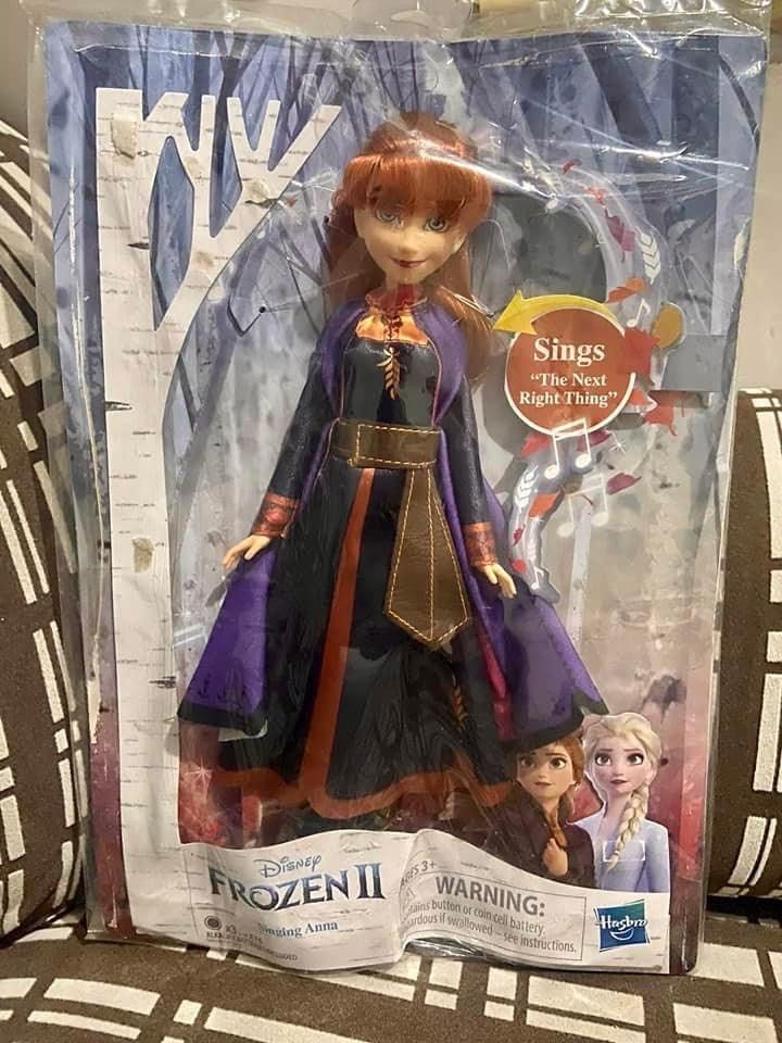 FROZEN SINGING ANNA, Hobbies & Toys, Toys & Games on Carousell