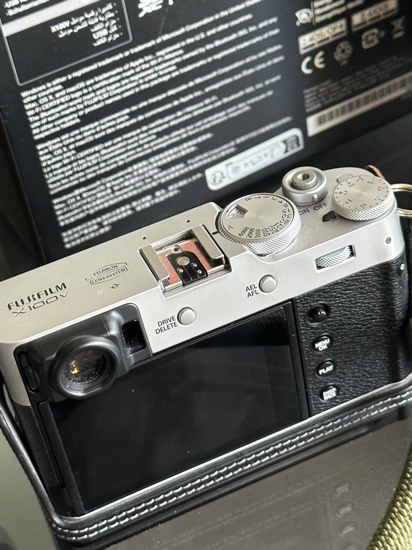 Fuji X100V and WCL-X100 ii fujifilm, Photography, Cameras on Carousell