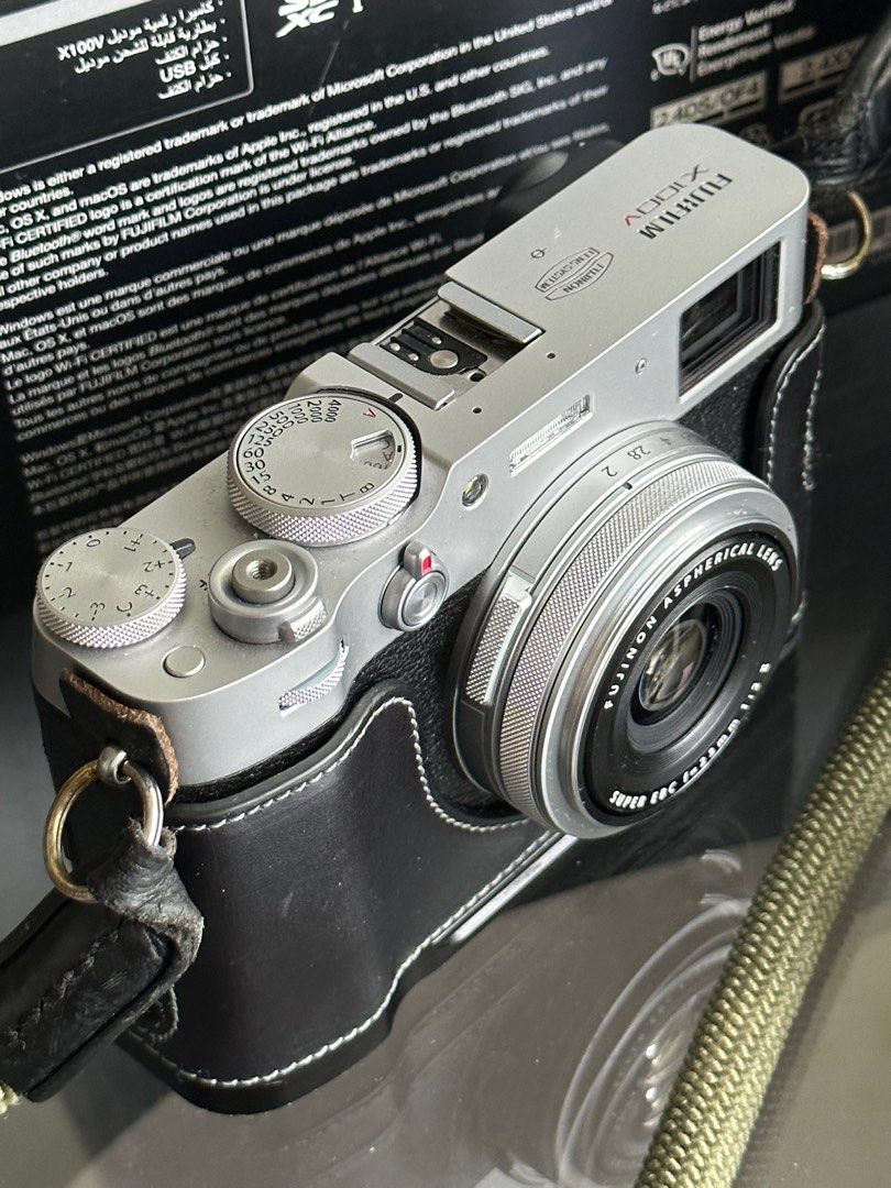 Fuji X100V and WCL-X100 ii fujifilm, Photography, Cameras on Carousell
