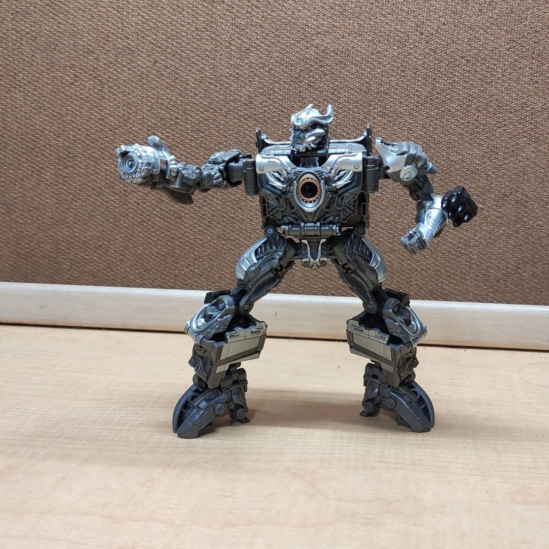 Galvatron SS 90 Hasbro Studio Series Transformers, Hobbies & Toys, Toys ...