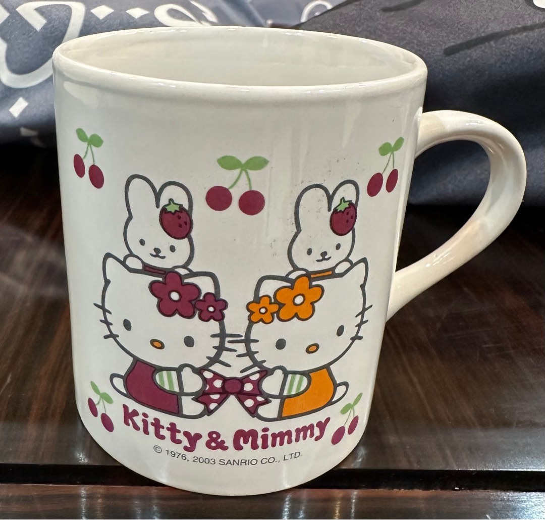 Hello kitty on Carousell