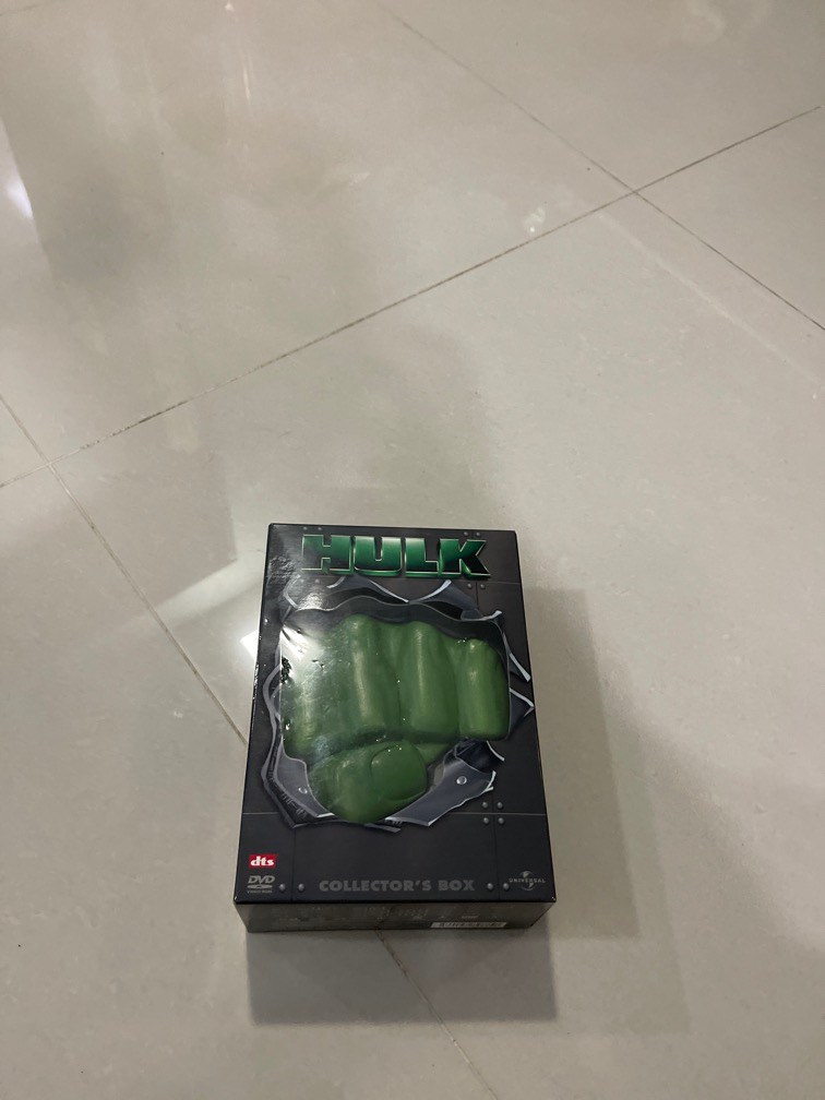 Hulk collectors box, Hobbies & Toys, Memorabilia & Collectibles ...