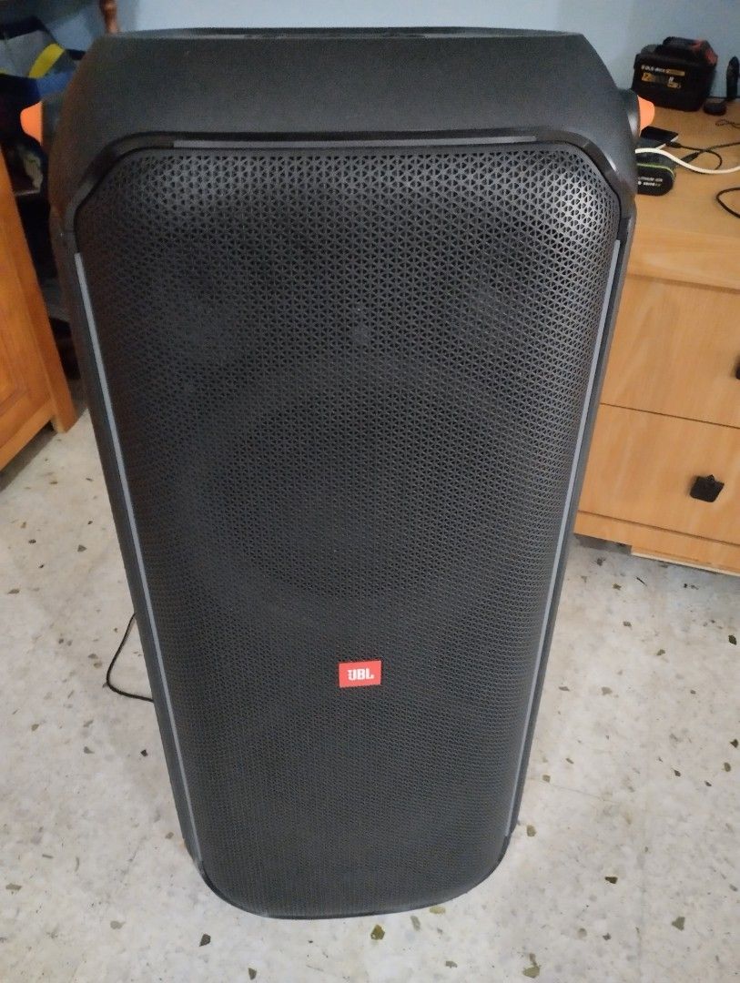 JBL partybox 710, Audio, Soundbars, Speakers & Amplifiers on Carousell