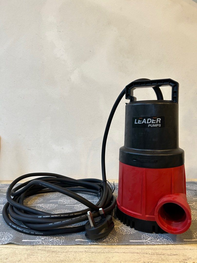 LEADER Submersible Pump Ecosub 400, Furniture & Home Living, Gardening ...