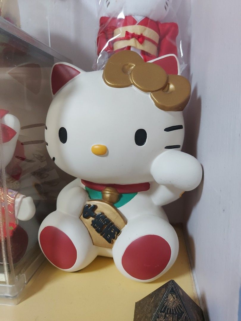 Limited Edition Hello Kitty piggy bank, Hobbies & Toys, Toys & Games on ...