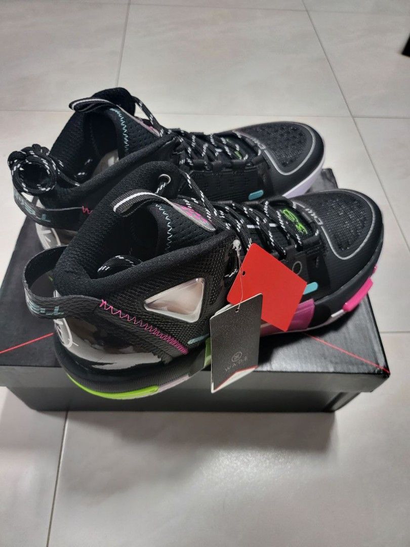 Li-Ning Wade Shadow 4, Men's Fashion, Footwear, Sneakers on Carousell