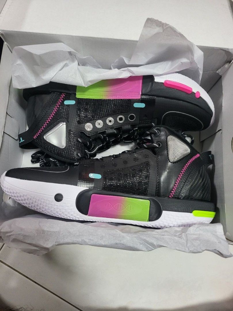 Li-Ning Wade Shadow 4, Men's Fashion, Footwear, Sneakers on Carousell