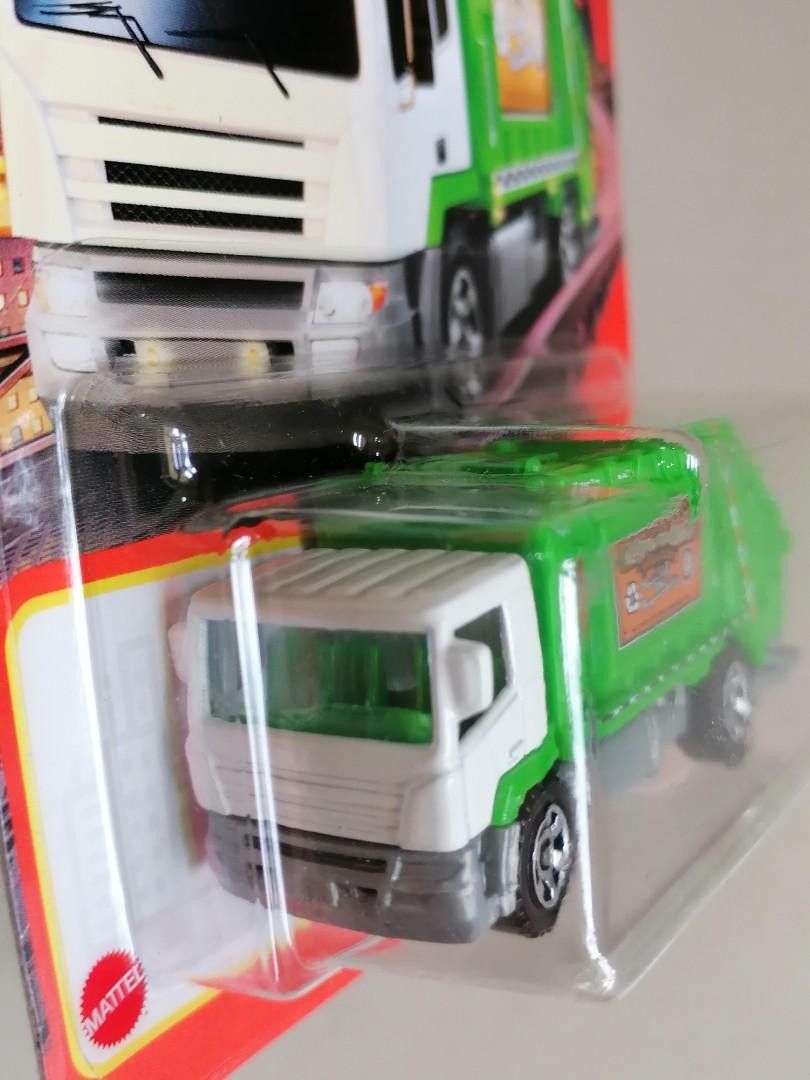 Matchbox 2021 MBX Metro Garbage King - White n Green, Hobbies & Toys ...