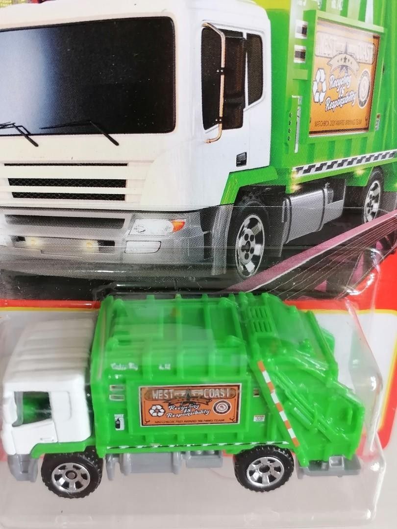 Matchbox 2021 MBX Metro Garbage King - White n Green, Hobbies & Toys ...