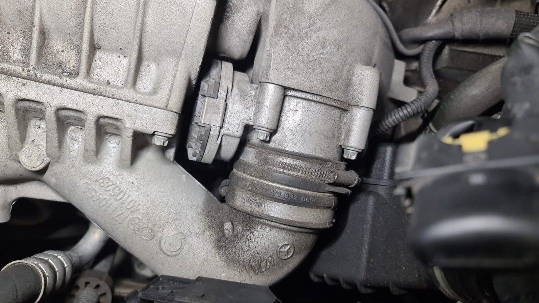 Mercedes w204 engine fault and lose power, Car Accessories, Car ...