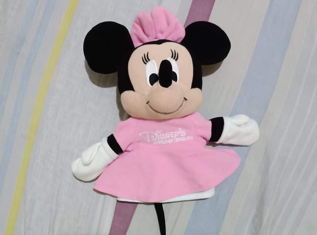 Minnie mouse puppet, Hobbies & Toys, Toys & Games on Carousell