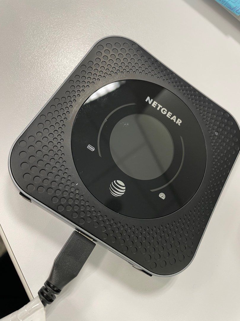 Netgear MR1100 nighthawk, Computers & Tech, Office & Business ...