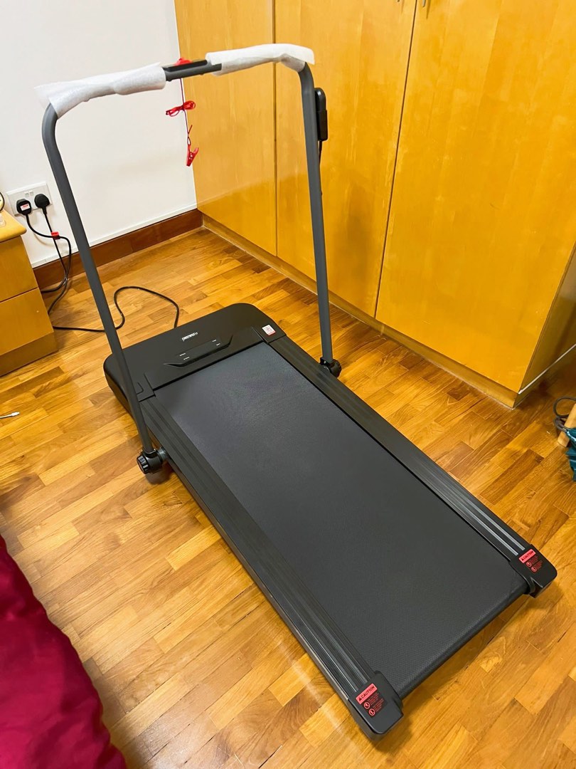OneTwoFit Foldable 2.5HP Treadmill 12km/h WalkingPad Professional Incline Home Gym OT0348 ...