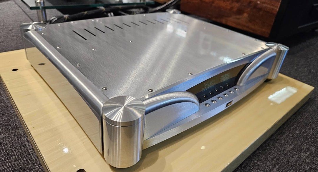 Oracle DAC 1000 DAC/pre Amplifier, Audio, Other Audio Equipment on ...