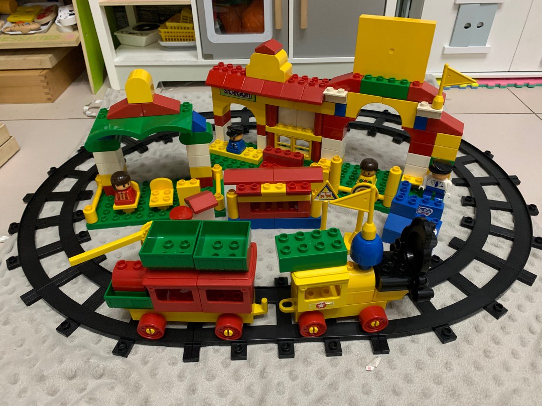 OXFORD BUILDING BLOCKS TRAIN SET on Carousell