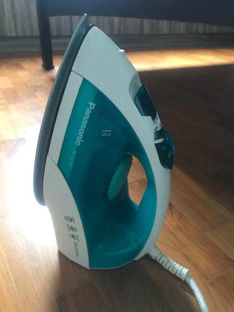 Panasonic stream iron, TV & Home Appliances, Irons & Steamers on Carousell