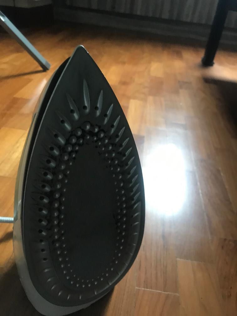 Panasonic stream iron, TV & Home Appliances, Irons & Steamers on Carousell