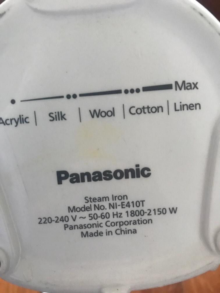 Panasonic stream iron, TV & Home Appliances, Irons & Steamers on Carousell