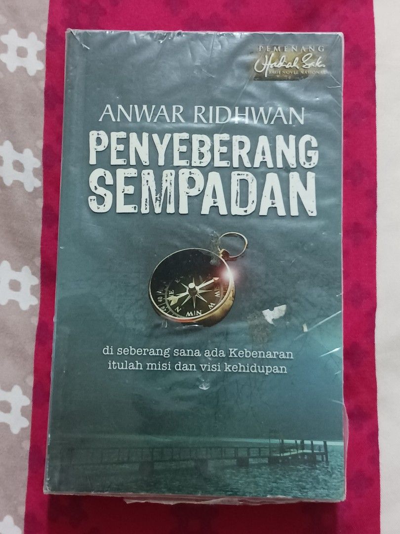 PENYEBERANG SEMPADAN, Hobbies & Toys, Books & Magazines, Storybooks on Carousell