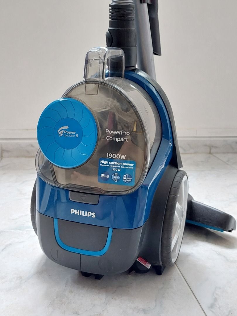 Philip PowerPro Compact 1900W Vaccum Cleaner, TV & Home Appliances ...