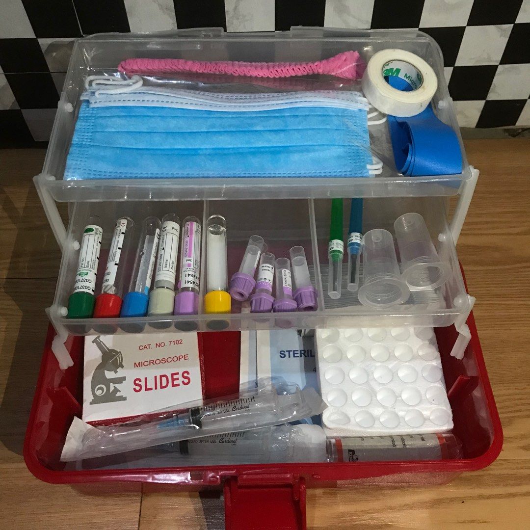 Phlebotomy kit, Health & Nutrition, Medical Supplies & Tools on Carousell