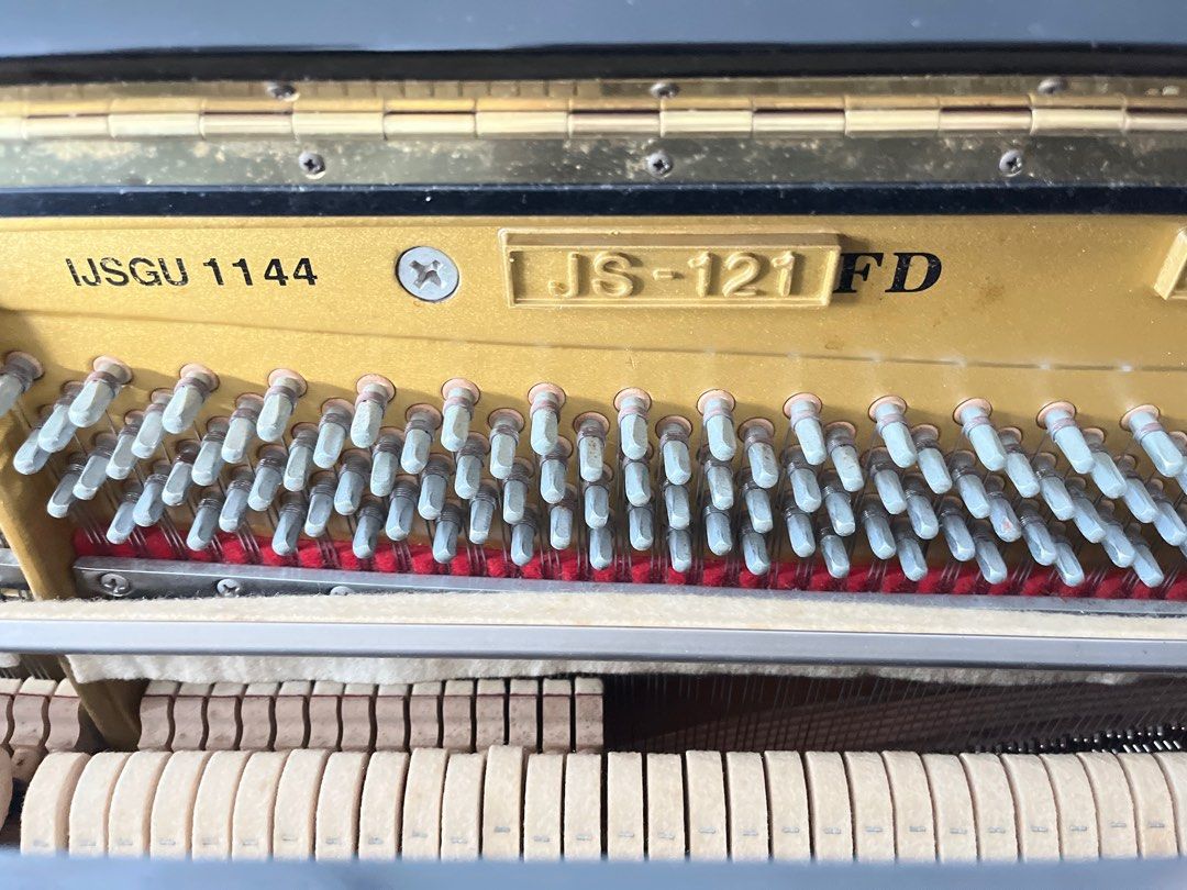 Piano - Samick (Upright) JS-121, Hobbies & Toys, Music & Media, Musical ...