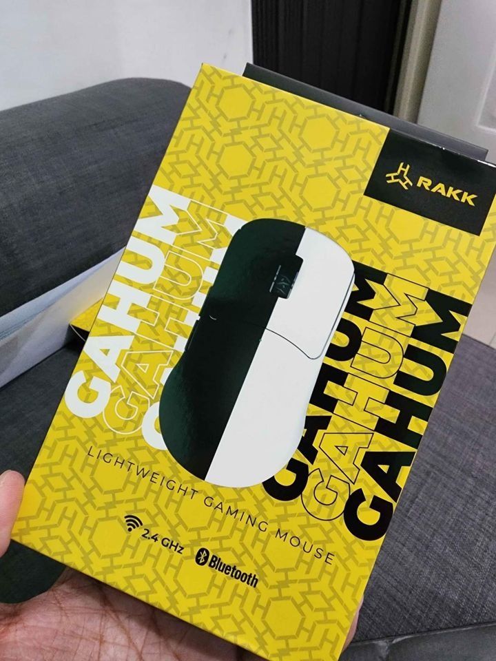 Rakk Gahum Wireless - Lightweight gaming mouse, Computers & Tech, Parts ...