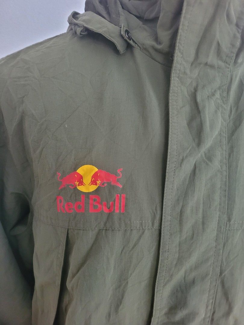 RED BULL F1 RACING TEAM WINDBREAKER JACKET, Men's Fashion, Coats ...