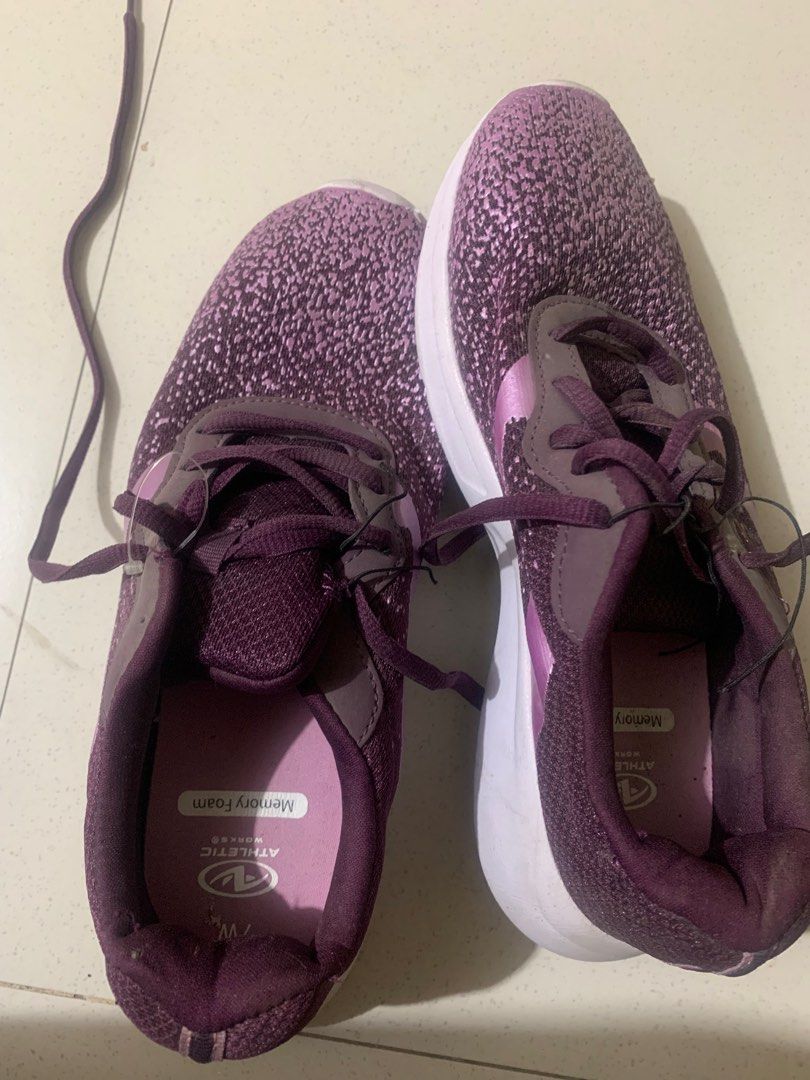 rubber shoes, Women's Fashion, Footwear, Sneakers on Carousell