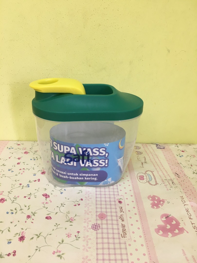 Safi Plastic Container VASS, Furniture & Home Living, Kitchenware ...