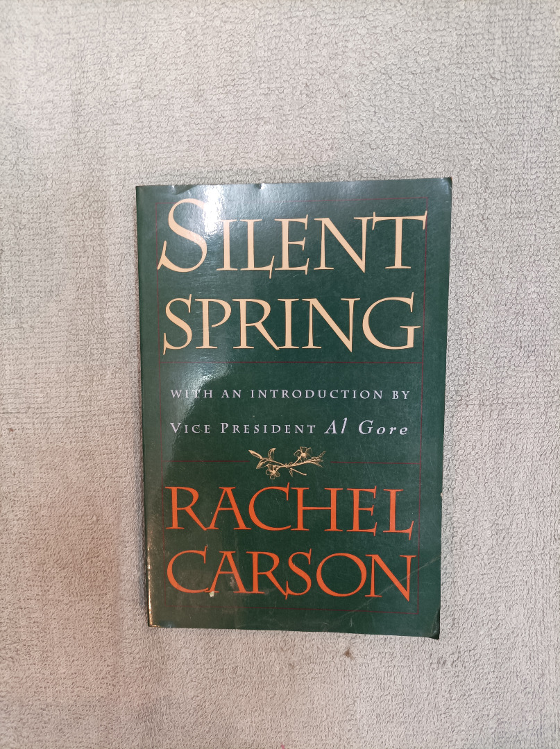 Silent Spring (Rachel Carson) on Carousell