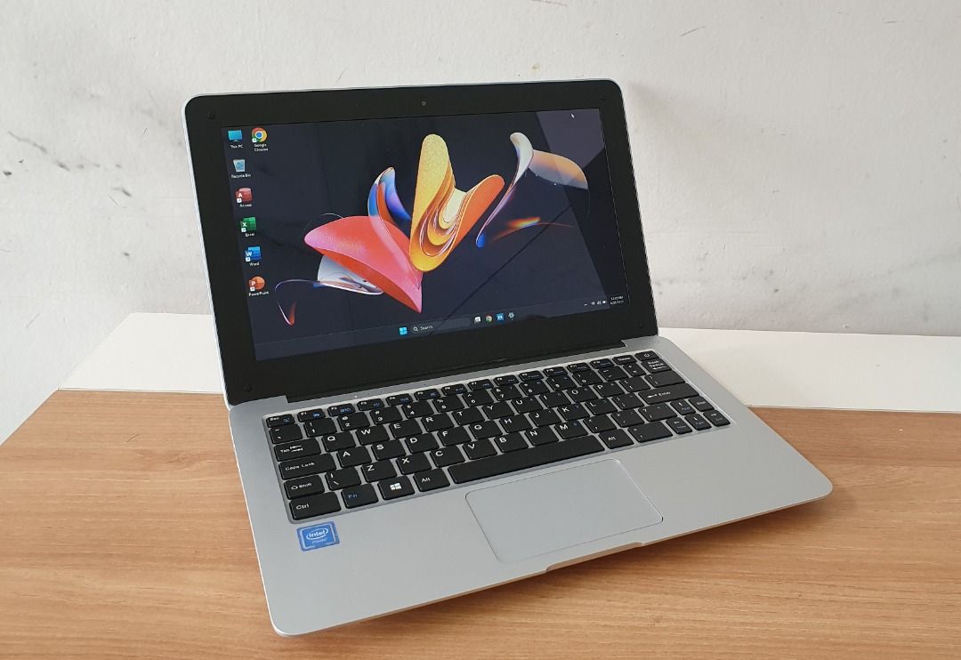 Super Slim Kogan Laptop - SSD Drive - Windows 11 + Free MS Office ...