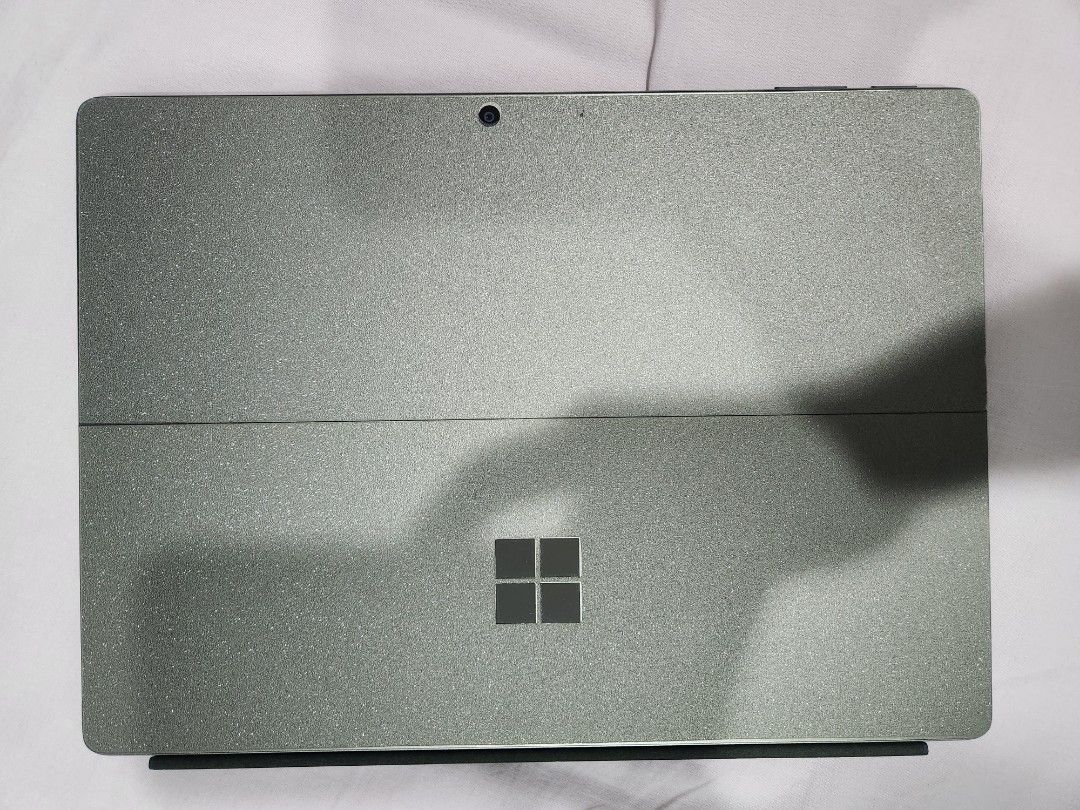 Surface Pro 9 - Forest with 3rd paty pen, screen protector including ...
