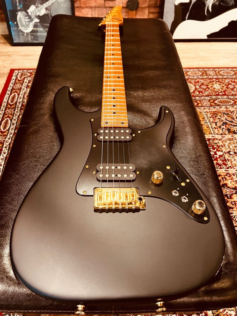 Tom Anderson Guardian Angel player, Hobbies & Toys, Music & Media ...