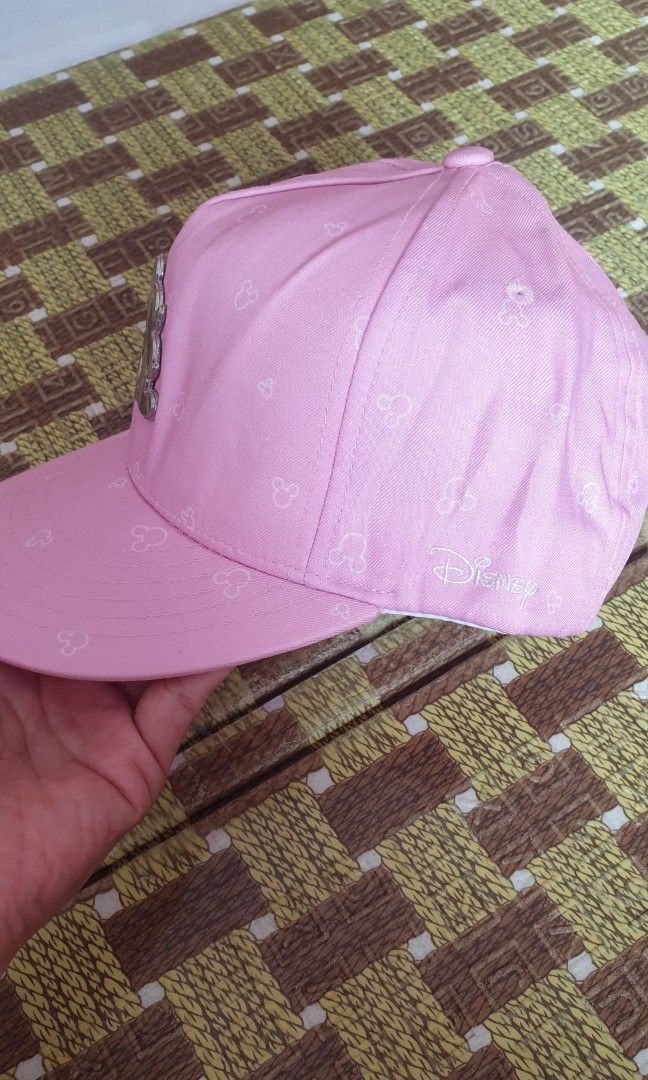 Topi Disney Pink Original Cakep, Fesyen Pria, Aksesoris, Topi di Carousell