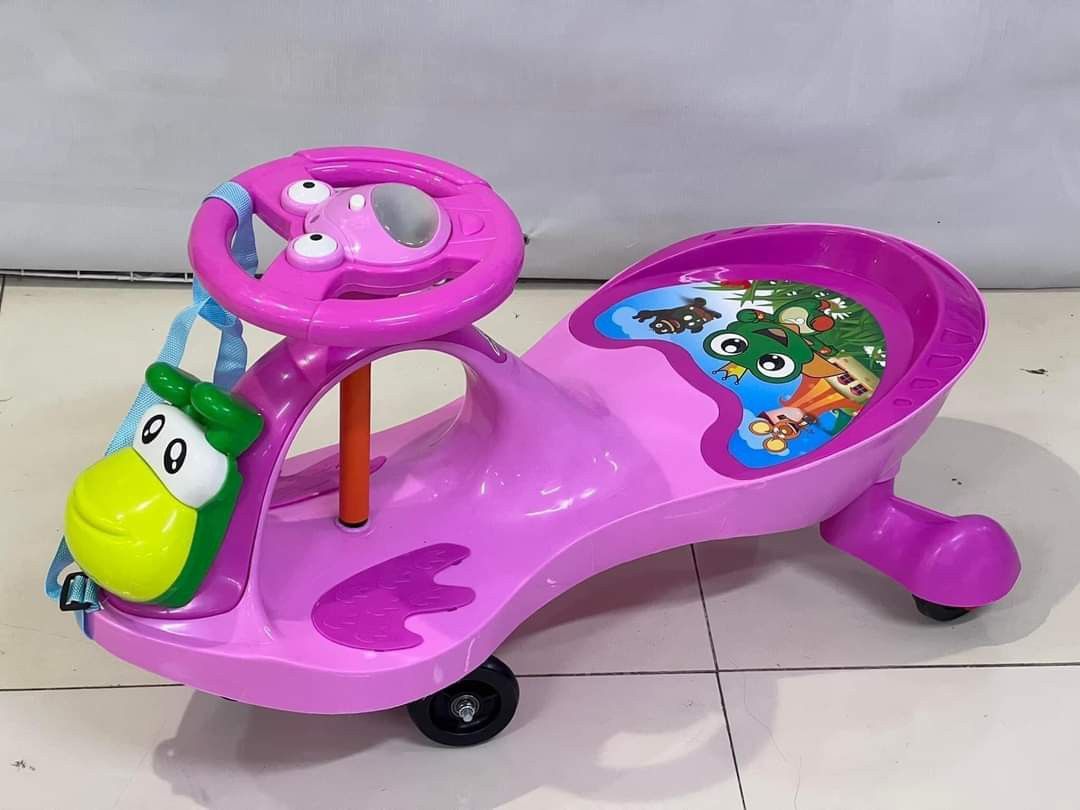 Twisting toy car ride on on Carousell